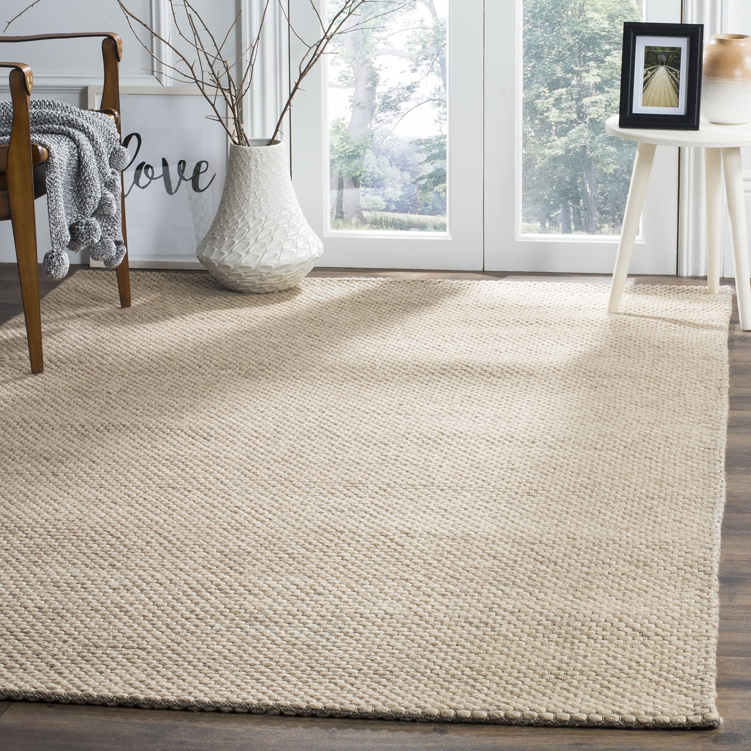 SAFAVIEH Natura Collection Accent Rug - 3' x 5', Beige, Handmade Wool, Ideal for High Traffic Areas in Entryway, Living Room, Bedroom (NAT801B)