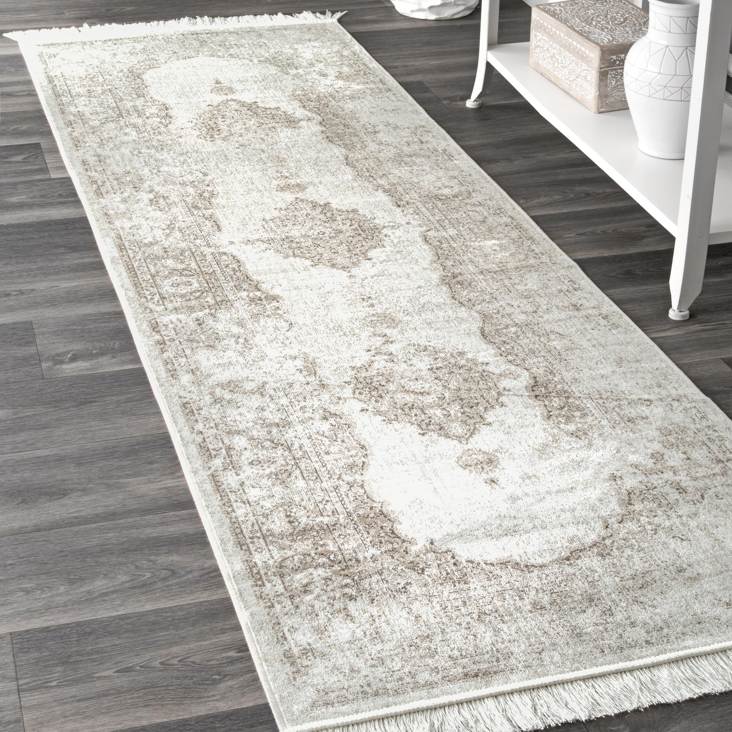 nuLOOM Cantrell Medallion 2x8 Runner Rug for Living Room Bedroom Dining Room Entryway Hallway Kitchen, Ivory/Beige