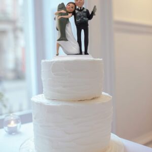 Dihtan Unique and Funny Fishing Wedding Cake Toppers Bride and Groom (Light Skin Dark Hair)