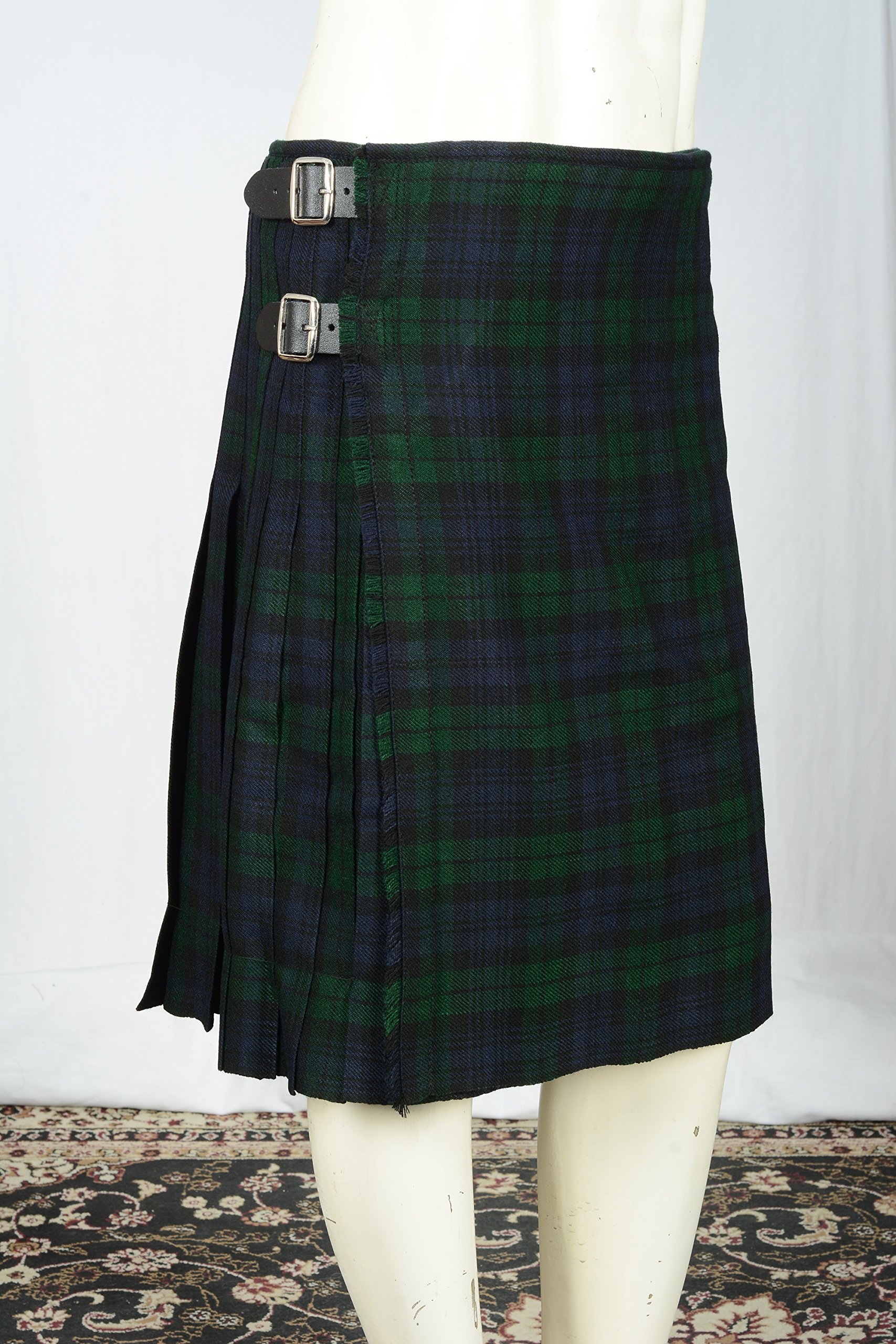 Traditional Scottish Black Watch 8 Yard Tartan Kilt 40