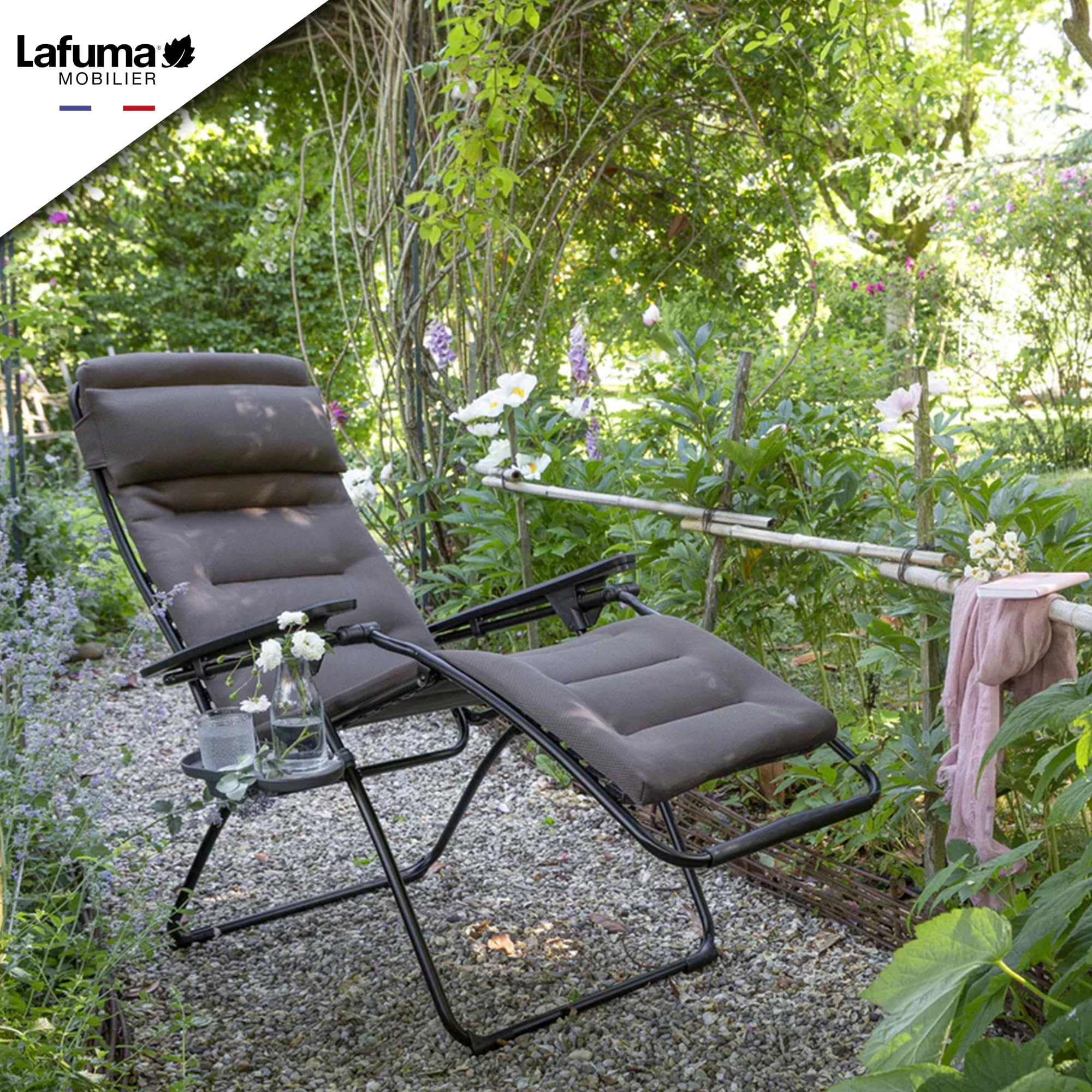 Lafuma Futura Air Comfort Zero Gravity Steel Frame Padded Recliner Folding Outdoor Patio Relaxation Chair with Cushion, Taupe Gray