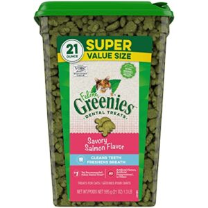 greenies feline adult natural dental care cat treats savory salmon flavor, 21 oz. tub