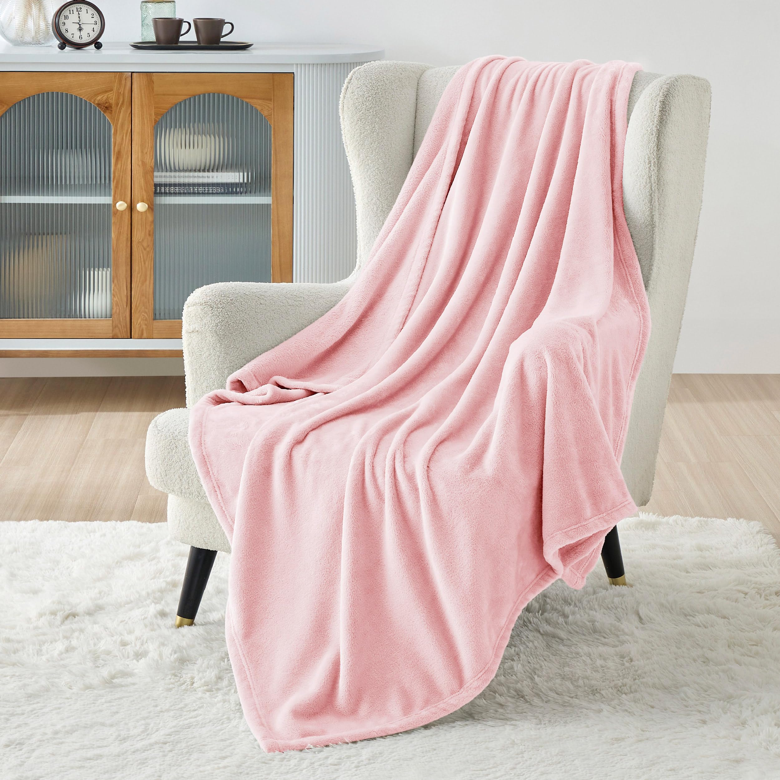 Bedsure Fleece Blanket Throw Blanket Pink - 300GSM Throw Blankets for Couch, Sofa, Bed, Soft Lightweight Plush Cozy Blankets and Throws for Toddlers, Girls