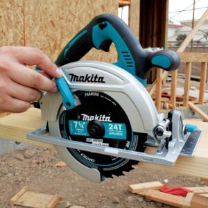 Makita XSH01Z-R 18V X2 LXT Cordless Lithium-Ion Cordless 7-1/4 in. Circular Saw (Bare Tool) (Renewed)