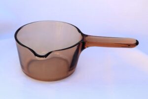 rare vintage corning ware vision lipped saucepan .07 l