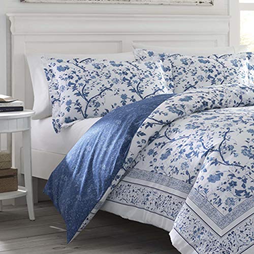 Laura Ashley - King Duvet Cover Set, Reversible Cotton Bedding with Matching Shams, Home Decor for All Seasons (Charlotte Blue, King)