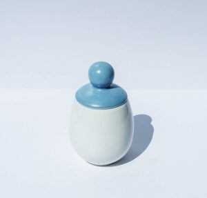 aggcoddler - porcelain & silicone egg cooker - easily cook eggs with toppings & mix-ins - microwave & dishwasher safe - steam, poach, boil eggs - displays well in kitchen (blue - sten)