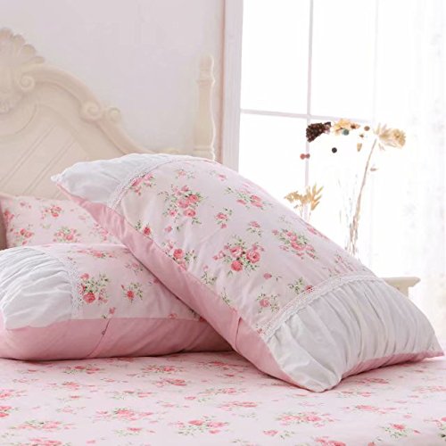 LELVA Romantic Roses Print Duvet Cover Set with Bed Skirt Pink Lace Ruffle Floral Shabby Chic Bedding Sets Queen 4 Piece