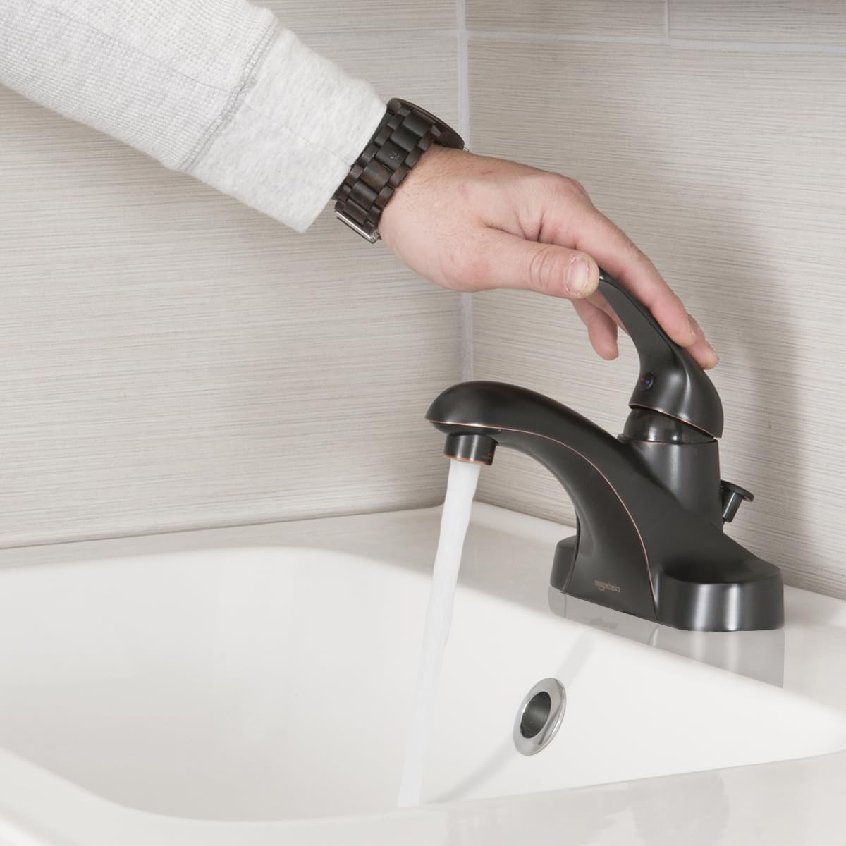 Amazon Basics AB-BF605-OR Basin Faucet-4-Inch, Oil-Rubbed Bronze