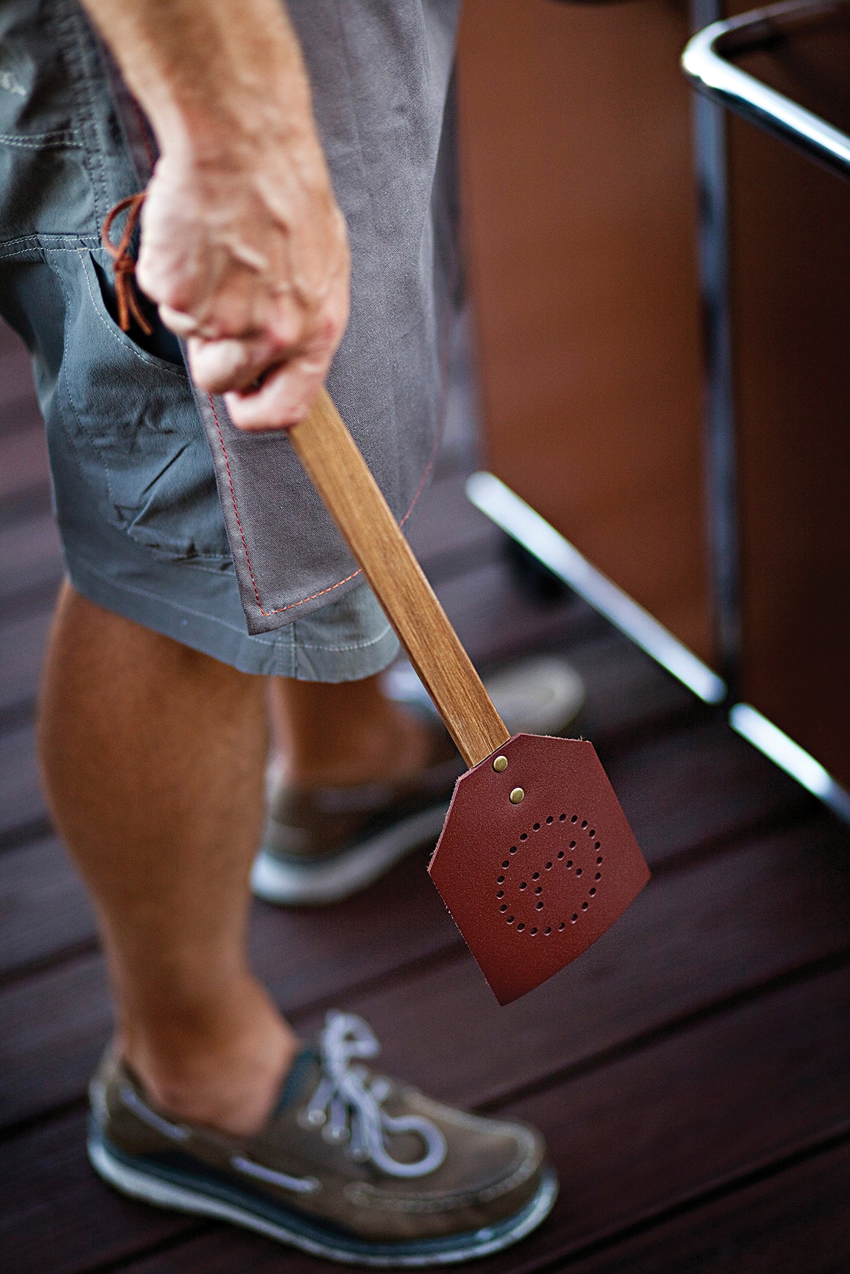 Outset 76616 Acacia Wood and Leather Amish-Style Fly Swatter, 17.5", Brown