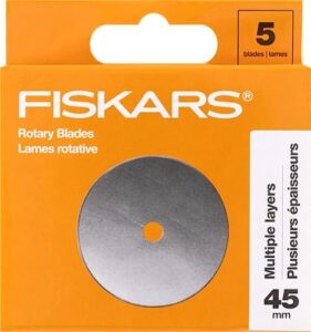 fiskars 95287097j rotary cutter replacement blades 5 piece per pack, 45mm