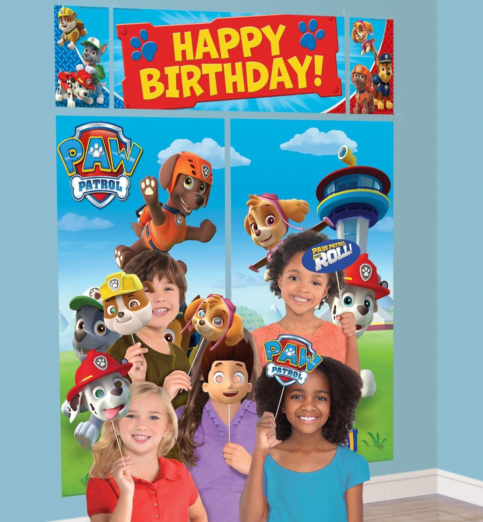 Amscan Happy Birthday Paw Patrol Banner, Scene Setter Wall Decorations with 12 Photo Props