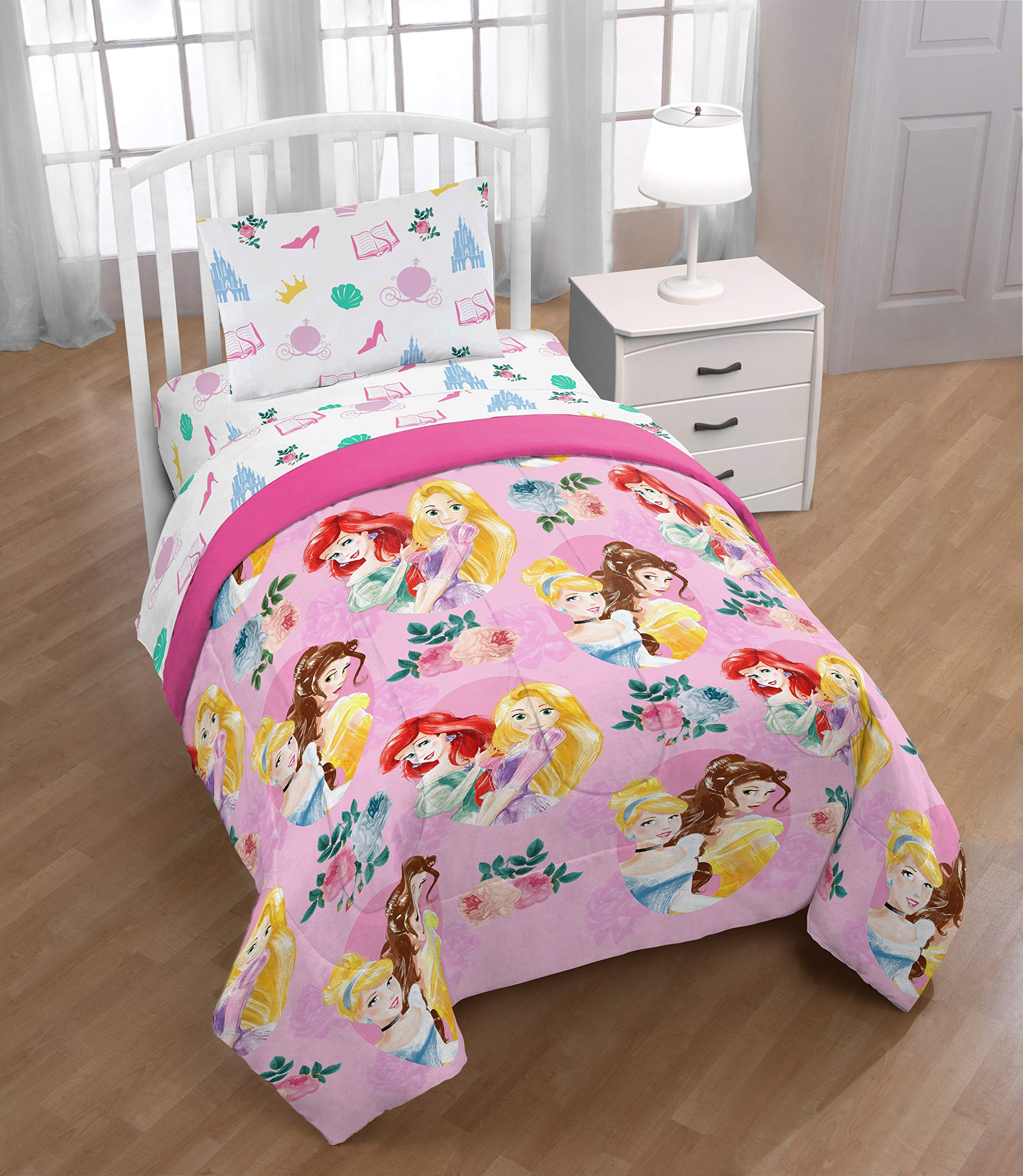 Jay Franco Disney Princess Sassy 4 Piece Twin Bed Set - Includes Comforter & Sheet Set - Super Soft Fade Resistant Polyester - (Official Disney Product)