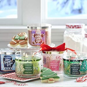 Bath & Body Works 3-Wick Scented Candle in Cranberry Woods