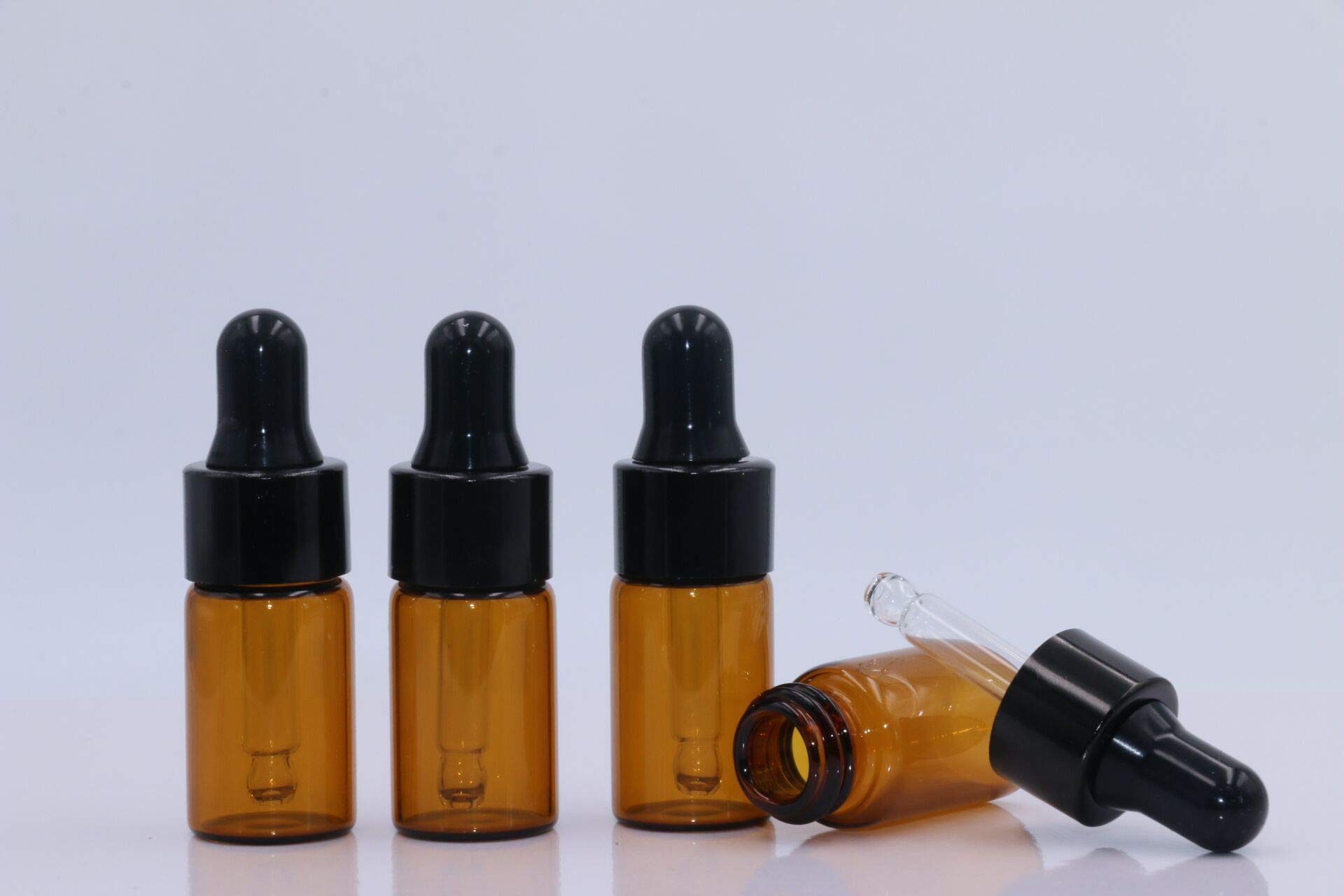 30Pcs Amber Glass Dropper Bottles Mini Empty Sample Vials Essential Oil Dropping Bottles Perfume Jars Cosmetic Container with Glass Eye Dropper and Black Caps (3ml)