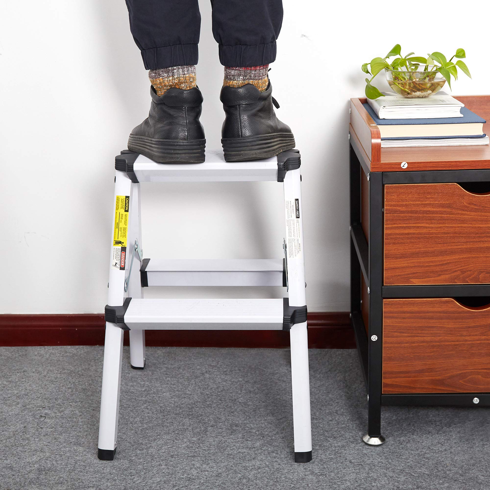 2 Step Ladder Folding White Aluminum Step Stool 2 Step for Adults, 20in