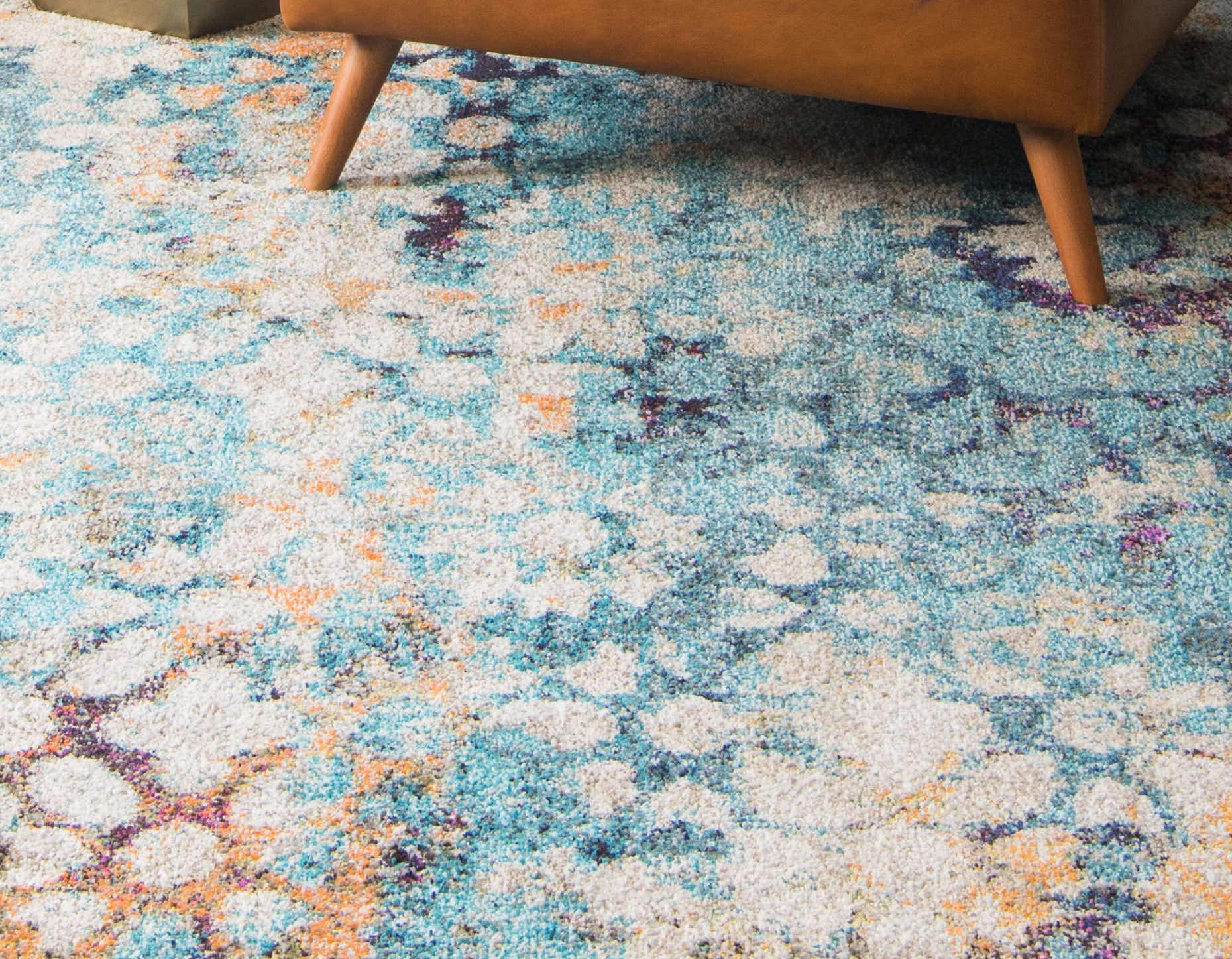 Unique Loom Vita Collection Traditional Over-Dyed Saturated Floral Medallions Area Rug (3' 3 x 5' 3 Rectangular, Turquoise/Ivory)