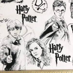 1 Yard - Harry Potter"The Mystery of Magic" in Black on White Cotton Fabric - Officially Licensed (Great for Quilting, Sewing, Craft Projects, Throw Blankets & More) 1 Yard X 44"