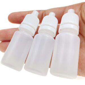 50PCS Empty Refillable Squeezable Plastic Dropper Bottle Eye Liquid Dropper Container Jar Vial Holder with Screw Caps and Plugs for Cosmetic Essential Oil Reagent Lab Drops 15ml/0.5oz