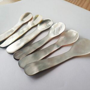 DUEBEL Set of 6 Shining Mother of Pearl MOP 7.5cm x 2cm Shell Spoons for Caviar, Egg Serving (Black)