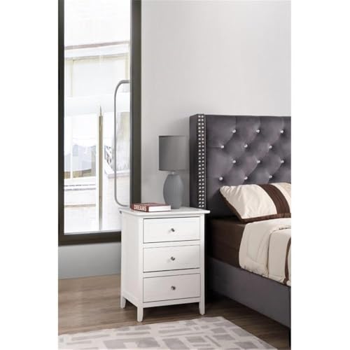 Glory Furniture Daniel 3 Drawer Nightstand in White