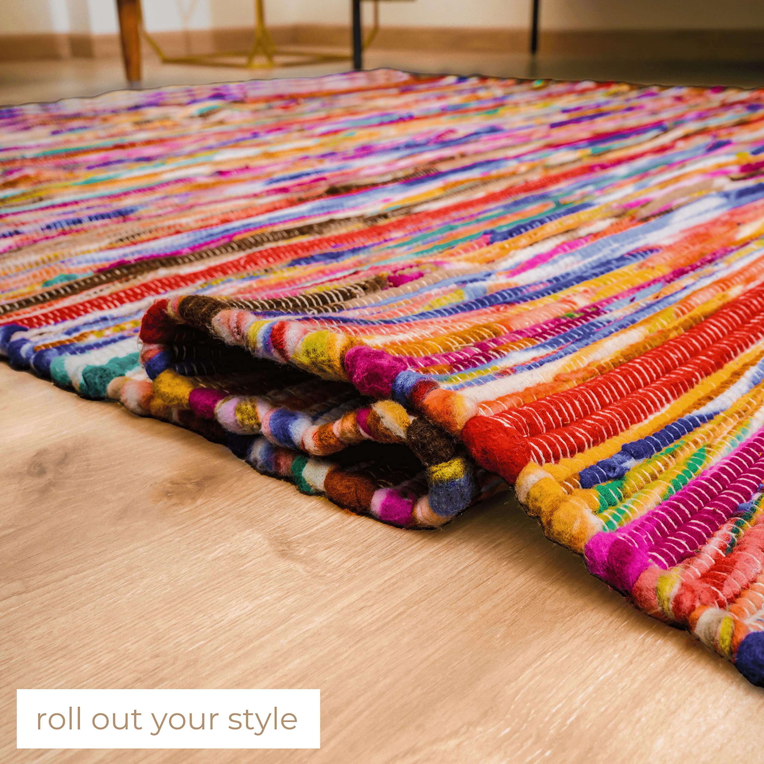 RAJRANG Multicolor Bohemian Rug 5x7 feet Boho Striped Recycled Cotton Chindi Area Rugs with Decorative Tassels