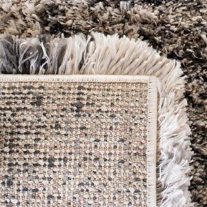 SAFAVIEH Iceland Shag Collection Area Rug - 5'3" x 7'6", Cream & Grey, Modern Design, Non-Shedding & Easy Care, 2.5-inch Thick Ideal for High Traffic Areas in Living Room, Bedroom (ISG519A)