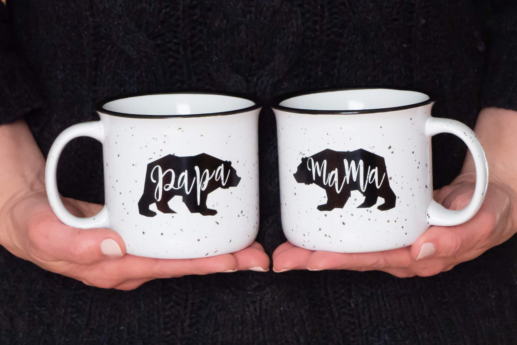 CAM N HONEY Farmhouse Mama Bear & Papa Bear Funny Campfire Couples Coffee Mug Set | 14oz Ceramic Mugs | Mama Bear Mug, Papa Bear Mug | Perfect for Parents