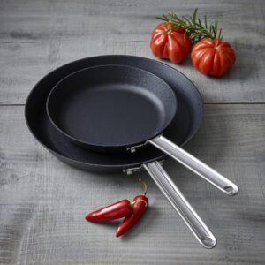 SCANPAN Scan Pan TechnIQ Series Modern Skillet Frying Pan 10.2 inches (26 cm), Induction Compatible, 10.2 inches (26 cm), Oven Safe, Pfoa Free, Safe Frying Pan STRATANIUM+ (8.7 inches (22 cm)