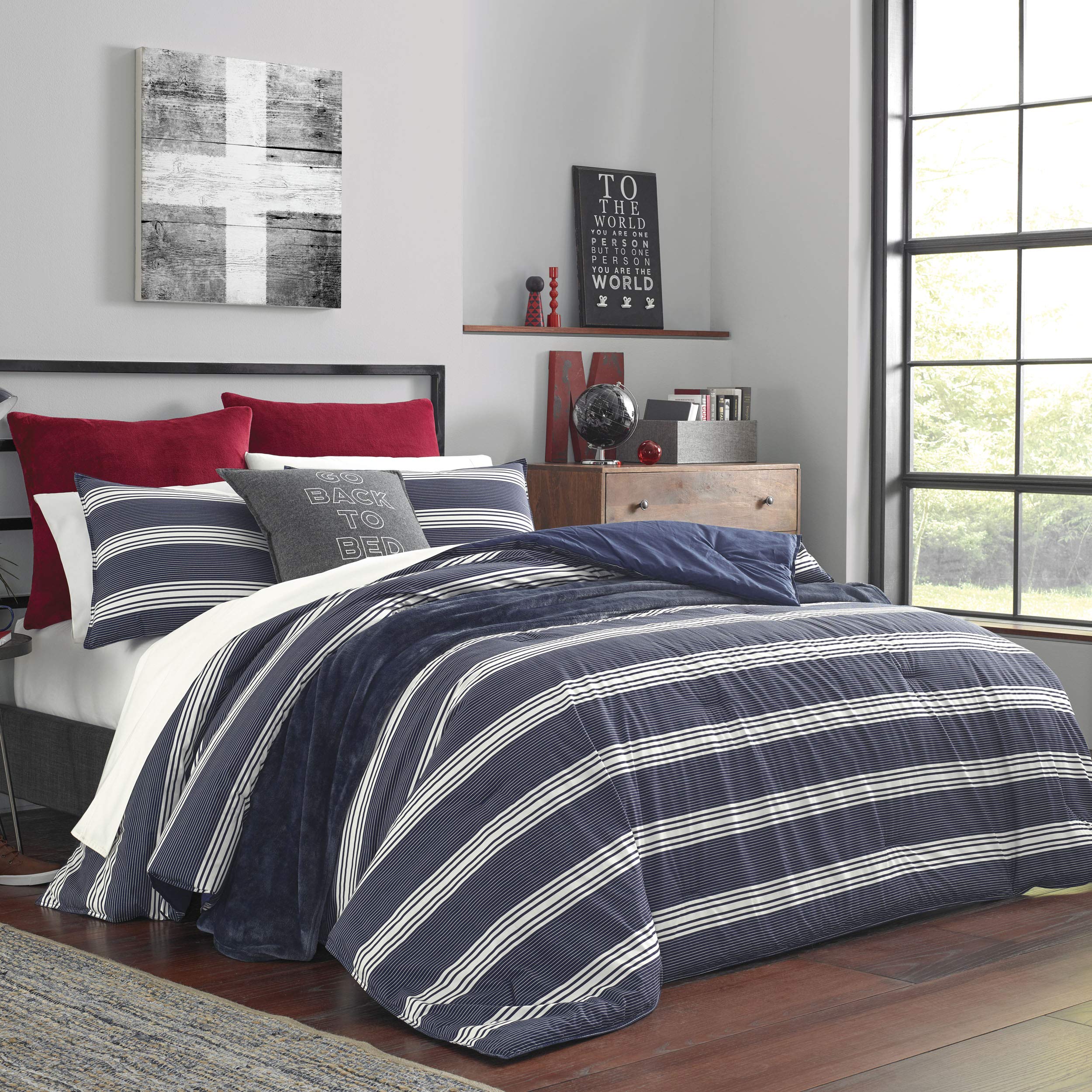 Nautica - King Duvet Cover Set, Cotton Reversible Bedding with Matching Shams, Stylish Home Decor (Craver Navy, King)