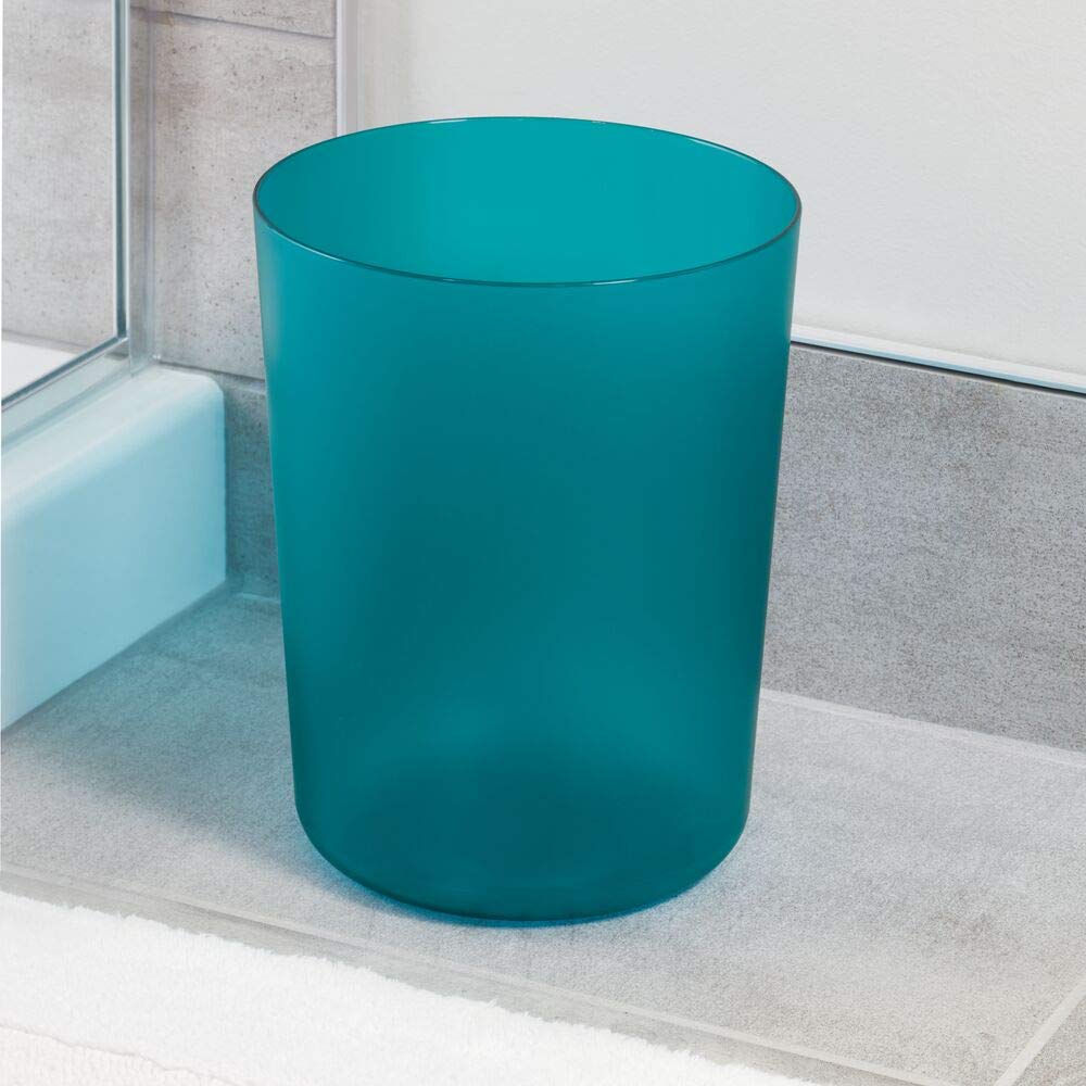 iDesign Finn Round Plastic Trash, Compact Waste Basket Garbage Can for Bathroom, Bedroom, Home Office, Dorm, College, Teal