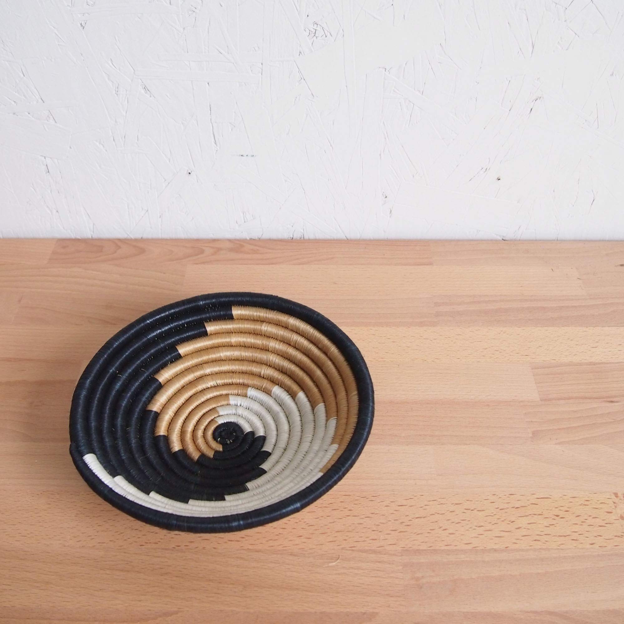 Small African Basket- Taba/Rwanda Basket/Woven Bowl/Sisal & Sweetgrass Basket/Black, Tan, White