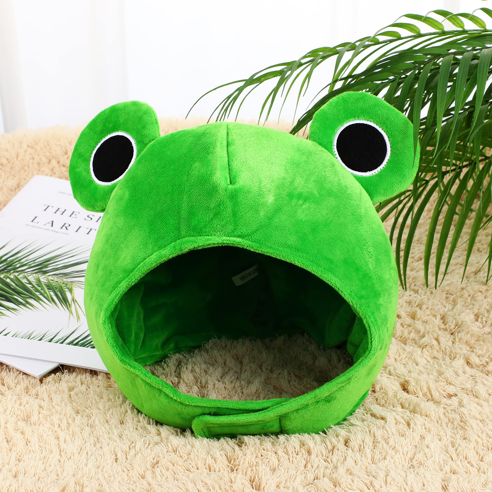 Cute Plush Frog hat Scarf Cap Ears Winter ski hat Full Headgear Novelty Party Dress up Cosplay Costume Green