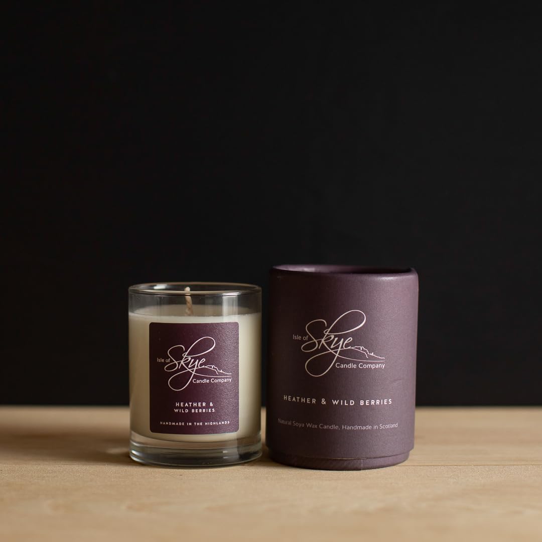 Isle of Skye Candle Company Heather and Wild Berries 100% Natural Blend SOYA Botanical Oils