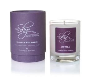 isle of skye candle company heather and wild berries 100% natural blend soya botanical oils