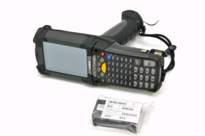 symbol motorola mc92n0-gj0sxera5wr barcode scanner - 1d lorax long range scan engine - gun grip - windows embedded 6.5-53 key keypad