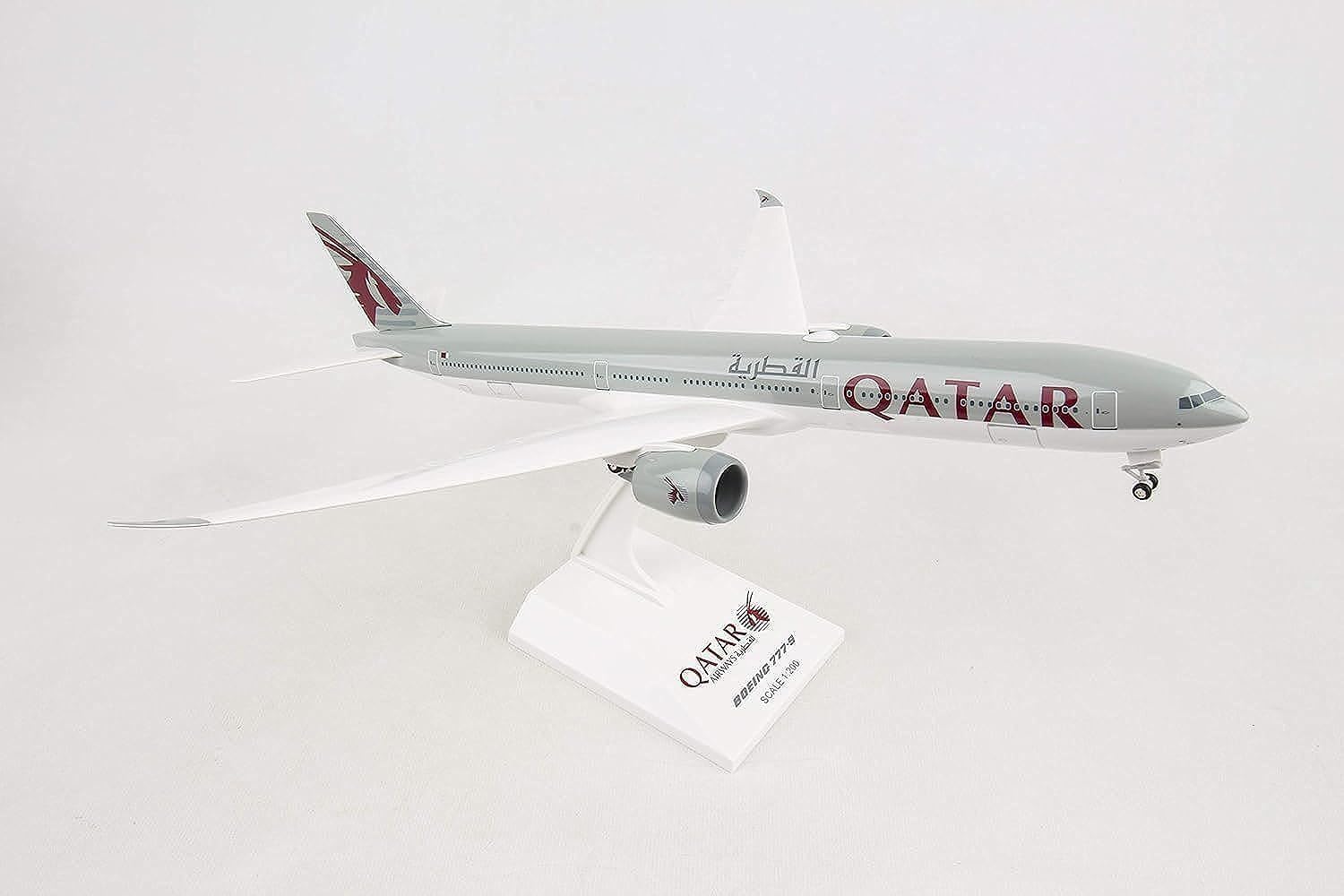 Daron Skymarks Qatar 777-9 1/200 with Gear & Flex Wingtips (SKR1014)