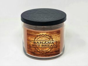 banana nut bread candle ~ all natural premium soy wax & highly scented by s&m candle factory (16oz mason)