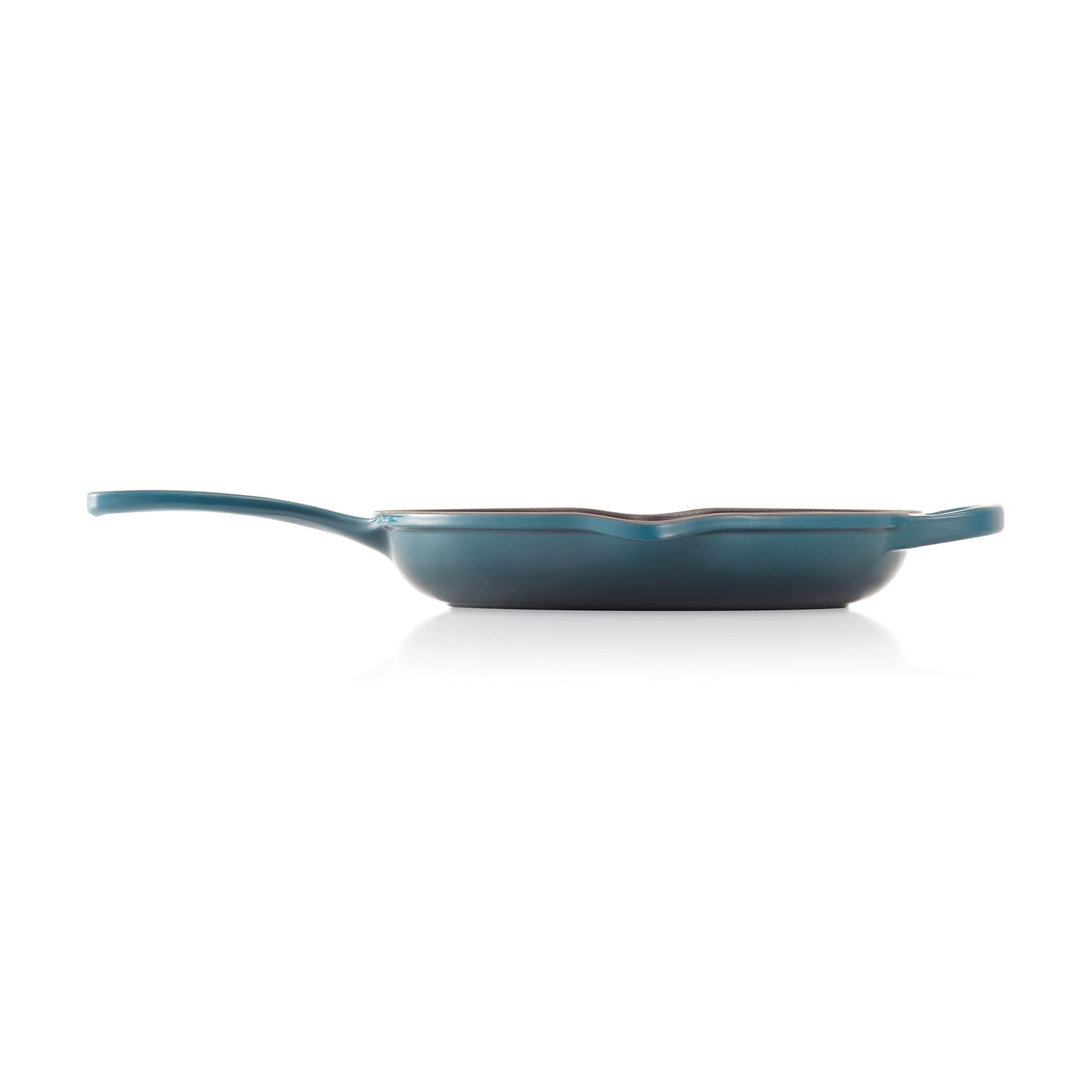 Le Creuset Signature Cast Iron Signature Iron Handle Skillet, 9" (1-3/8 qt.), Deep Teal