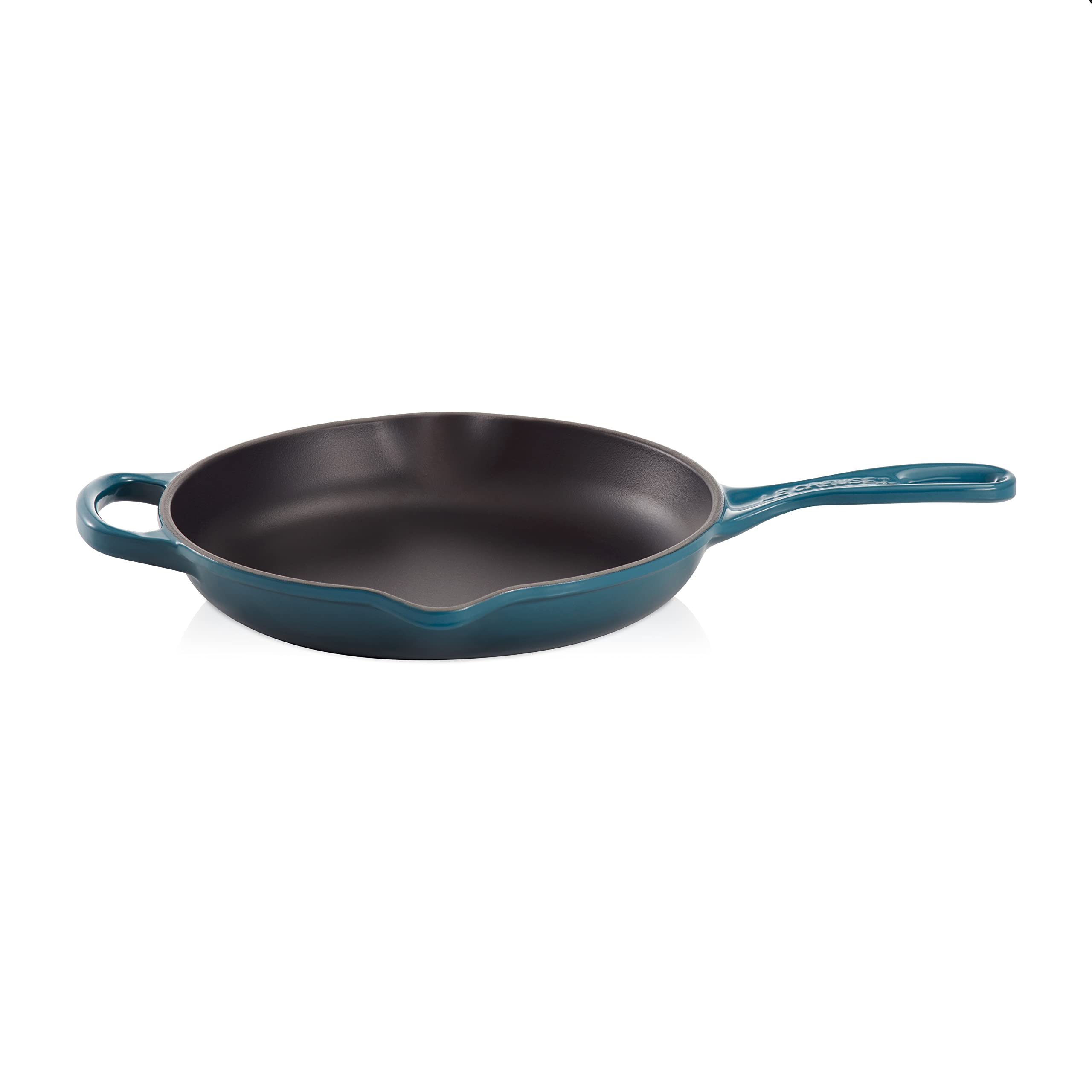 Le Creuset Signature Cast Iron Signature Iron Handle Skillet, 9" (1-3/8 qt.), Deep Teal