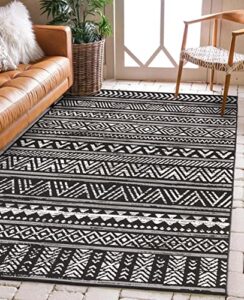 homegnome indoor outdoor distressed bohemian area rug (8'x10', black)