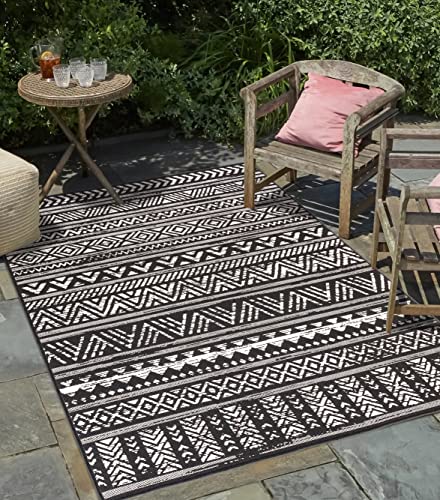 HOMEGNOME Indoor Outdoor Distressed Bohemian Area Rug (8'x10', Black)