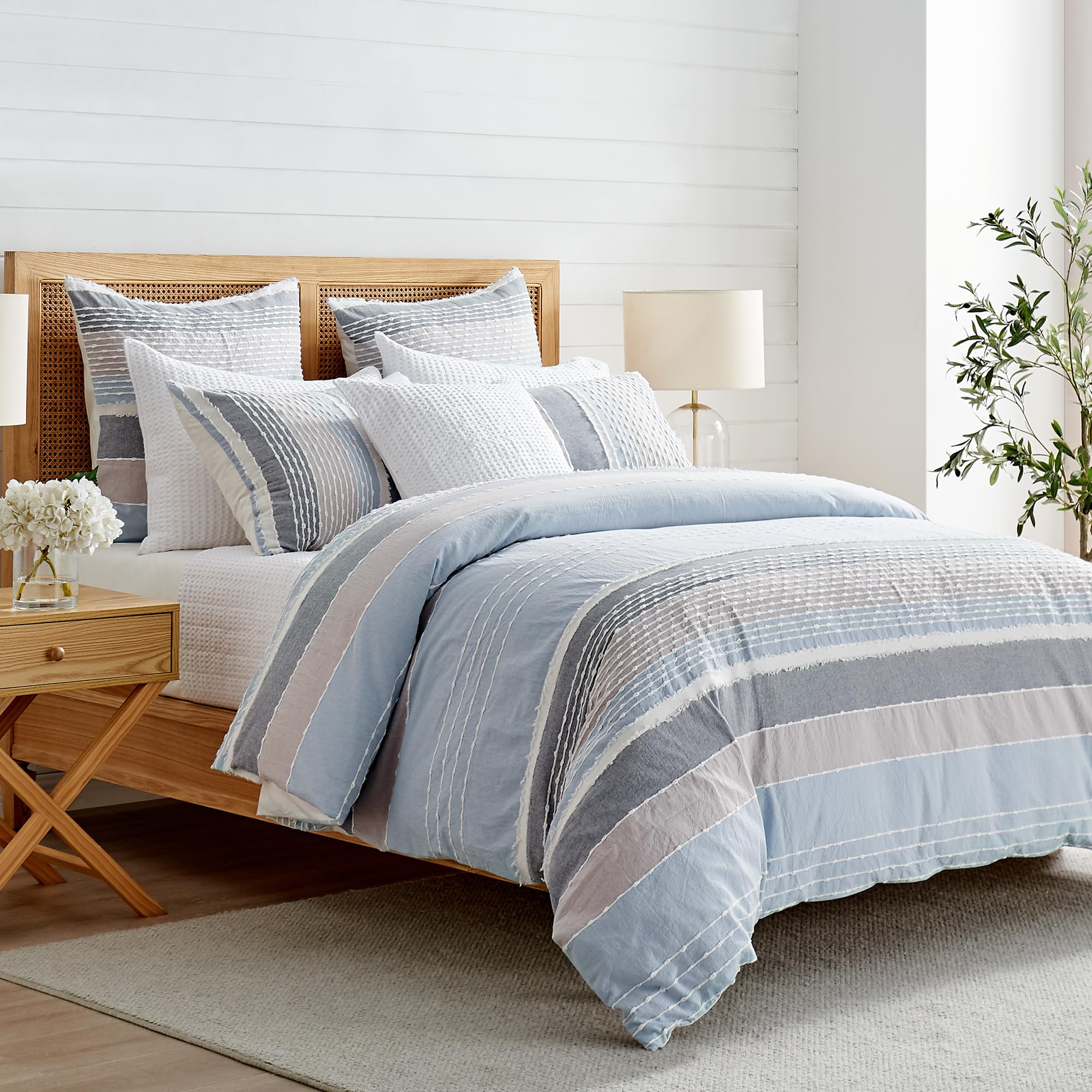 Levtex Home - Santander Duvet Cover Set - King Duvet Cover + Two King Pillow Cases - Grey, Chambray, Blue, White - Jacquard - Duvet Cover (106 x 94in.) and Pillow Case (36 x 20in.) - Cotton