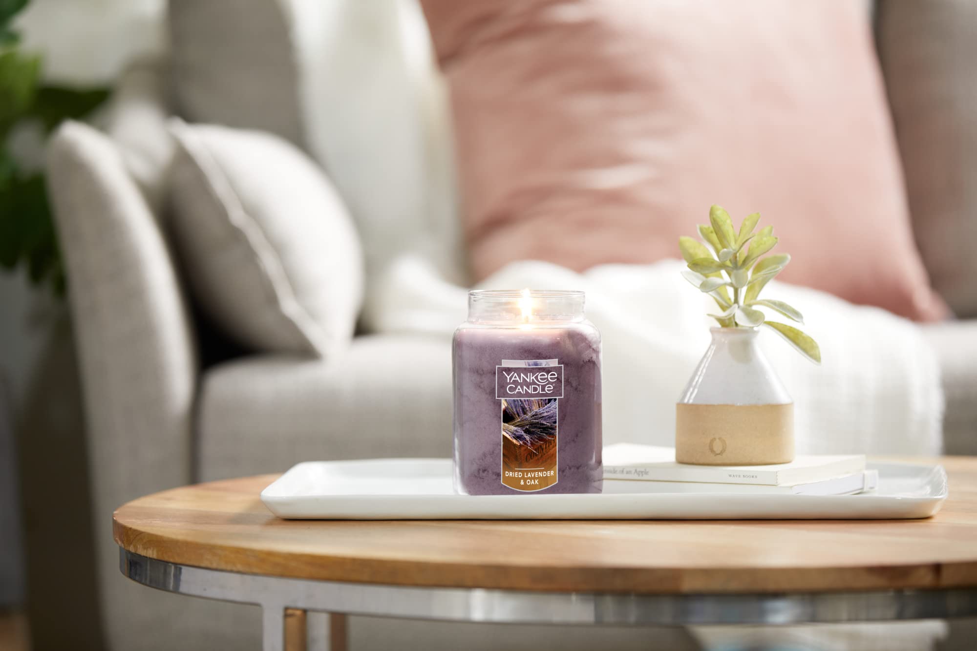 Yankee Candle Dried Lavender & Oak​ Scented, Classic 22 Oz Large Jar Single Wick Aromatherapy Candle, Over 110 Hours of Burn Time, Ideal for Creating a Welcoming Home, Perfect for Gifting