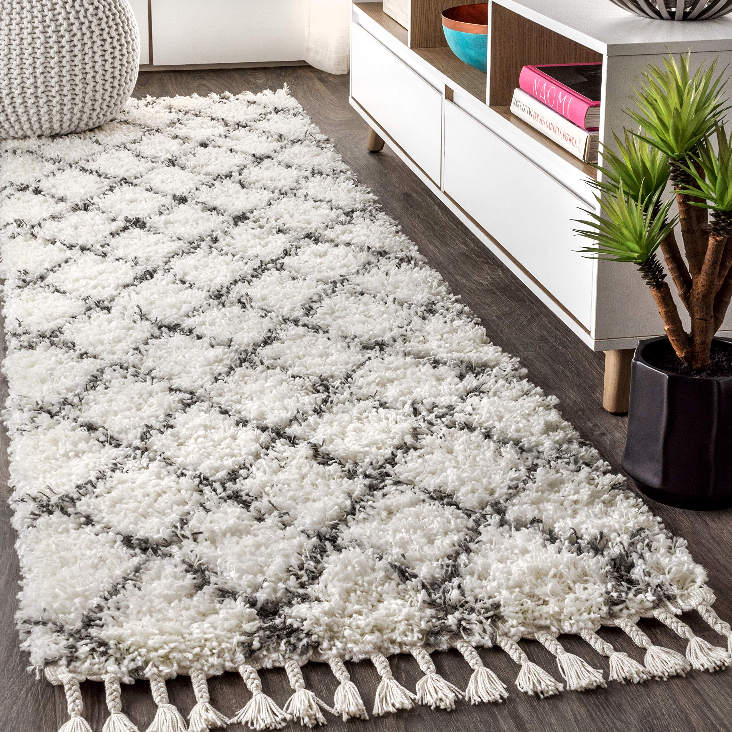 JONATHAN Y MCR104B-28 Mercer Shag Plush Tassel Moroccan Geometric Trellis Indoor Area-Rug Bohemian Easy-Cleaning High Traffic Bedroom Kitchen Living Room, 2 ft x 8 ft, Cream/Grey