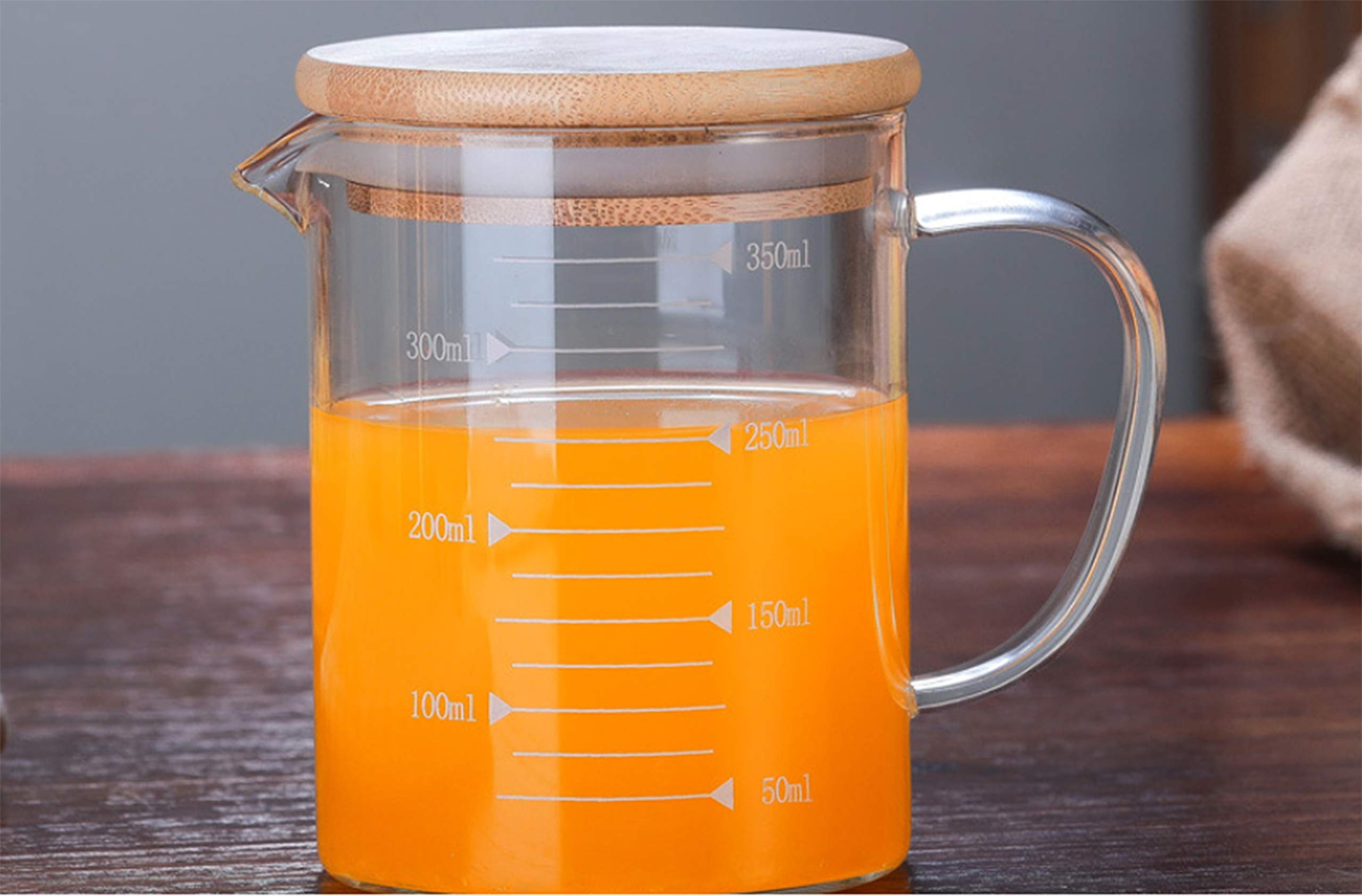 KINNOSE Graduated Beaker Mug with Handle and Durable Bamboo Lid Borosilicate Glass Multi-Function Food Grade Measuring Cup 350ML