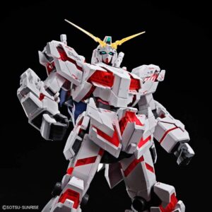 Bandai 5057986 Rx-0 Unicorn Gundam (Destroy Mode) Mega Size 1/48 Model Kit, from Gundam Uc