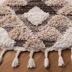 SAFAVIEH Moroccan Tassel Shag Collection Area Rug - 6'7" Round, Ivory & Brown, Boho Design, Non-Shedding & Easy Care, 2-inch Thick Ideal for High Traffic Areas in Living Room, Bedroom (MTS688A)