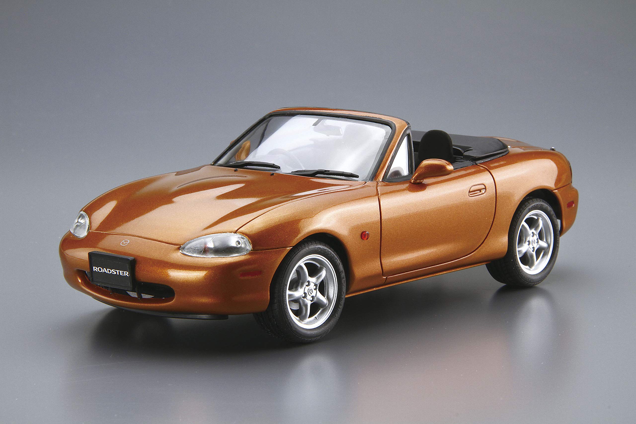 Aoshima Mazda NB8C Roadster RS ‘99 1:24 Scale Model Kit