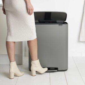 Brabantia Bo Step-On Pedal Trash Can - 16 Gal Inner Bucket (Mineral Concrete Gray) Waste/Recycling Garbage Can, Removable Compartment